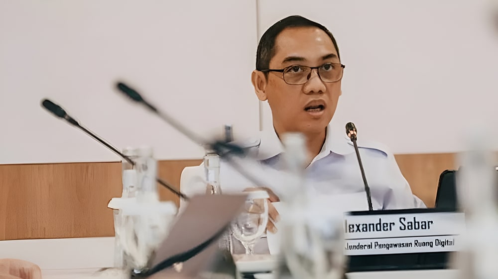 Komdigi Bongkar dan Ungkap Alasan Cloudflare Jadi "Tameng" Situs Jud*l? Emang iya? - CODEPOLITAN